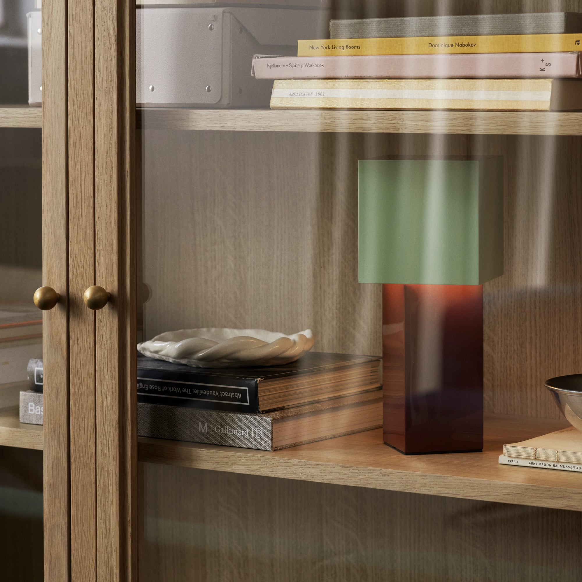 Pivot Portable Lamp By &Tradition