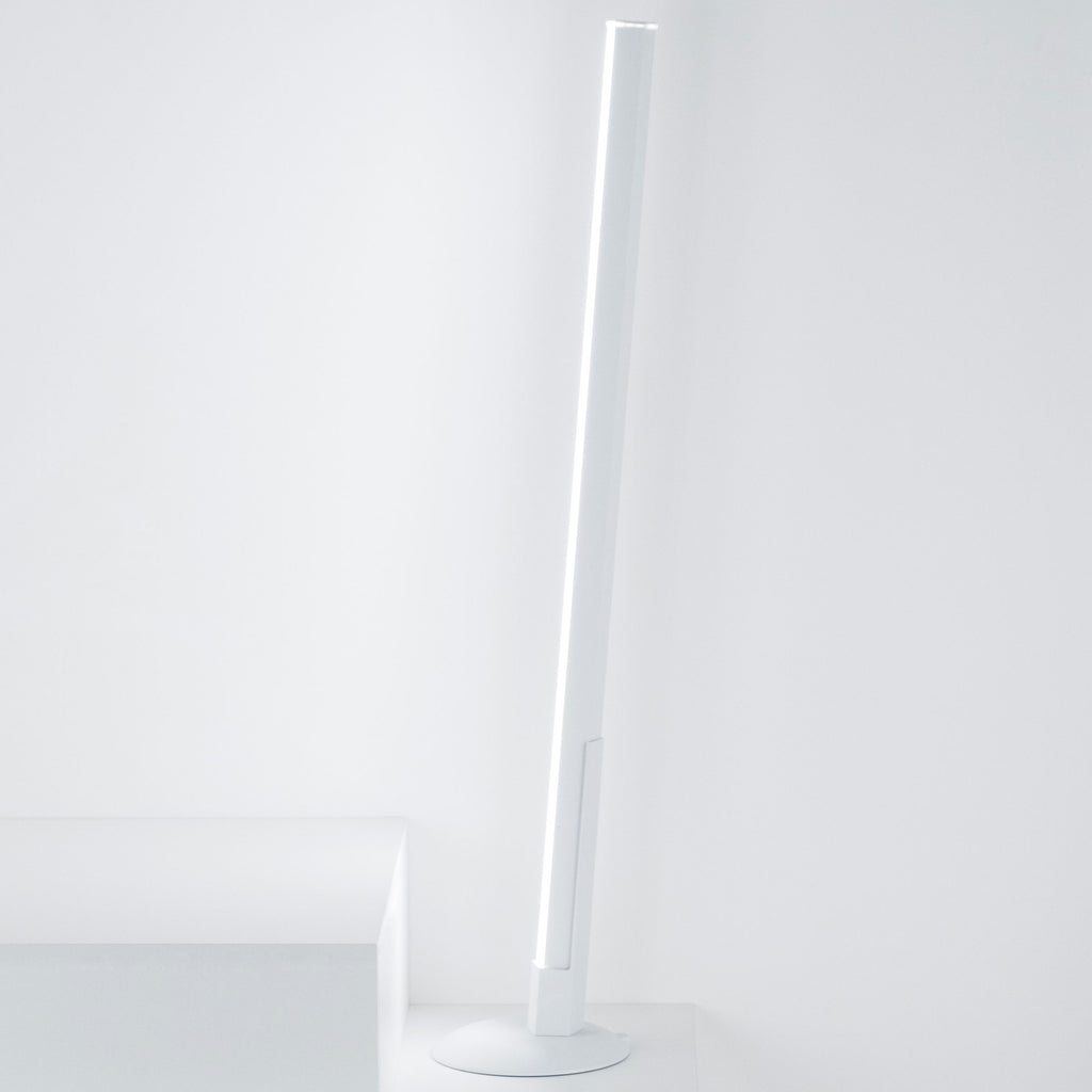 Pencil LED Linear Cordless Light with Docking Station By Zafferano