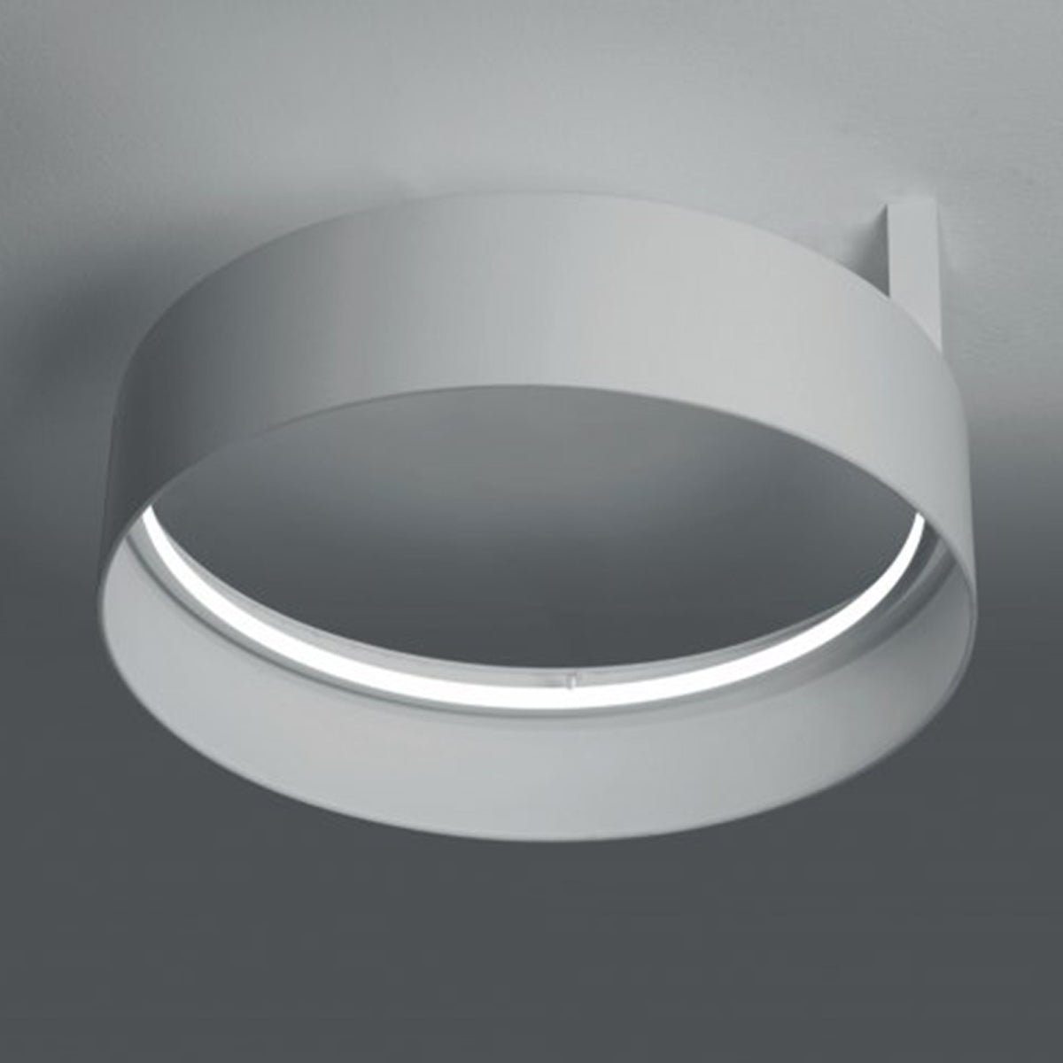 Radar Ceiling Light By Egoluce
